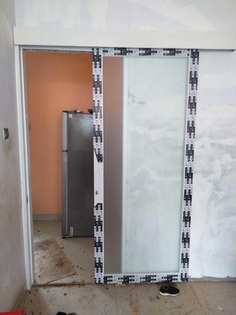 Album Pintu Alumunium dari Sakana Queen